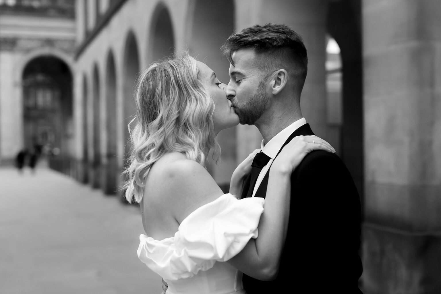 Manchester Registry Office Weddings - A guide to getting married in the ...